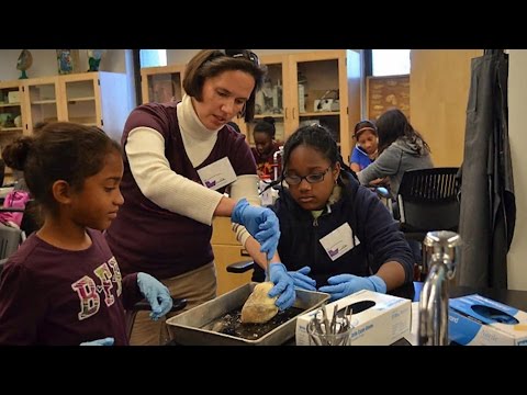 US Naval Academy Hosts STEM Education Programs For Girls