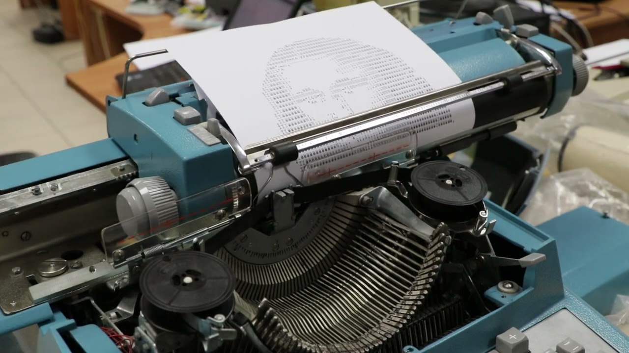 Printing Mona Lisa ASCII art with Consul 254 teletype