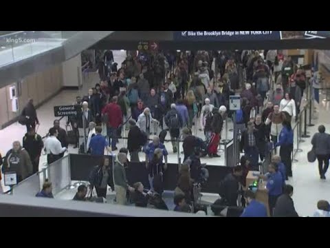 Lines at Sea-Tac airport already long
