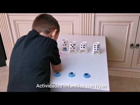 Funny play ideas for kids, toddlers. Blowing activity improving visual-motor coordination. Juegos