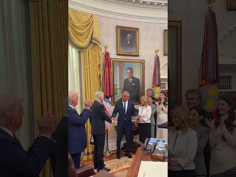 Robert F. Kennedy sworn in as Health & Human Services Secretary at The Oval Office with Donald Trump