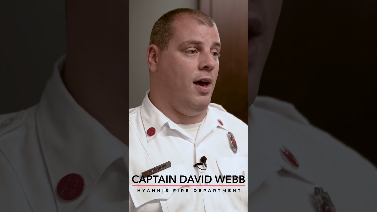 Opt1Hyannis Maritime VERTICAL Short