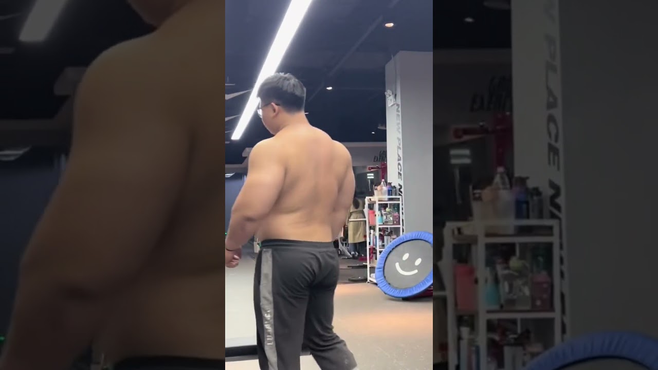 Young Chinese Bodybuilder Workout #9