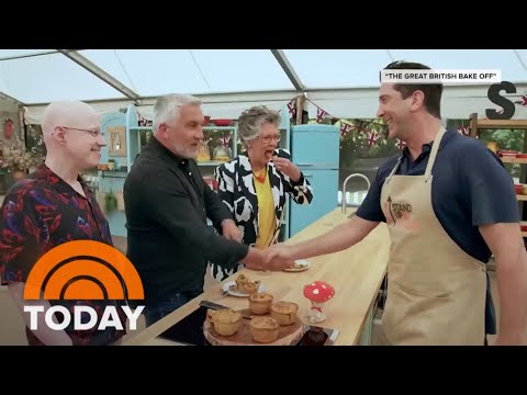 David Schwimmer gets a Paul Hollywood handshake on ‘Bake Off’