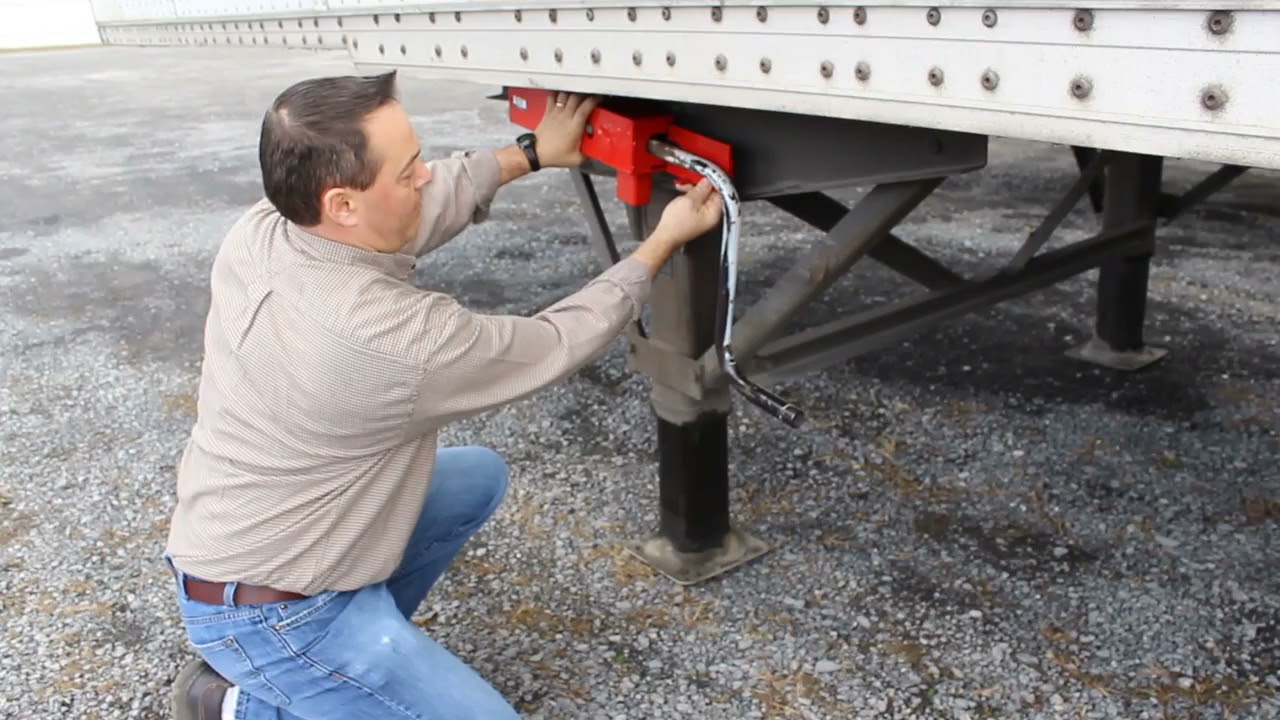 Landing Gear Leg Anti-Theft Lock - Raney's Truck Parts