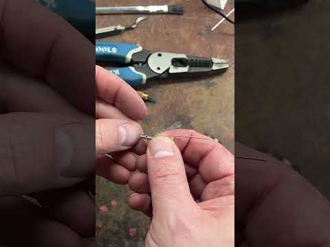 No solder antenna connection for ham radio. 2m / 70cm