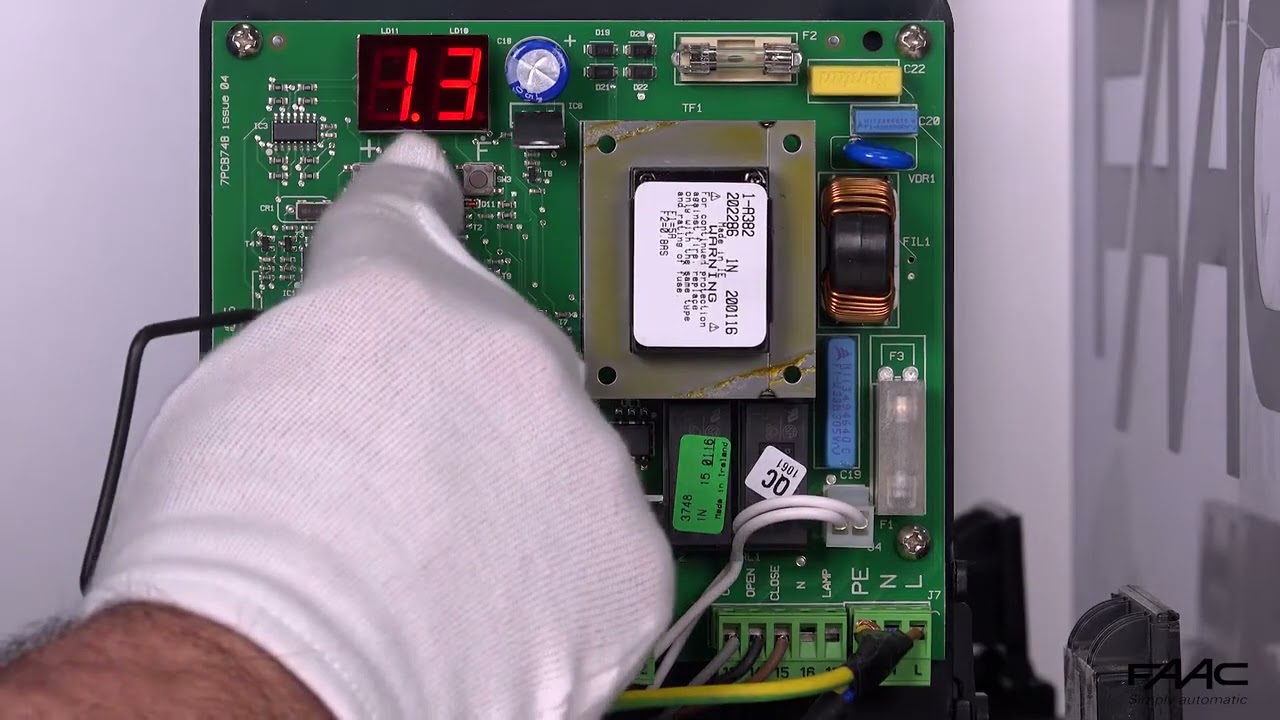 Programming Faac 740D ELECTRONIC CONTROL UNIT for swing gates