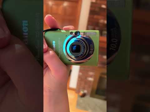 Canon power shot SD 1200 IS digital camera 