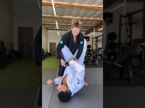 Closed Guard Jiu Jitsu Instructionals – Build a Strong Guard Game (Free ...