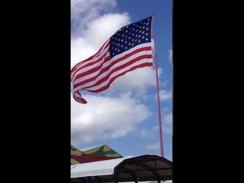 BANDIERA AMERICANA SVENTOLA