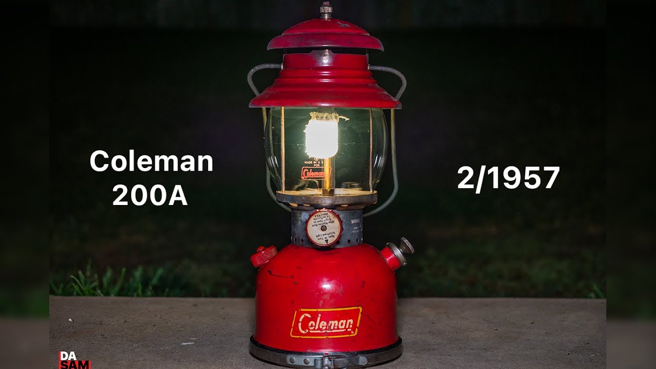 Vintage 1957 Coleman 200A Lantern