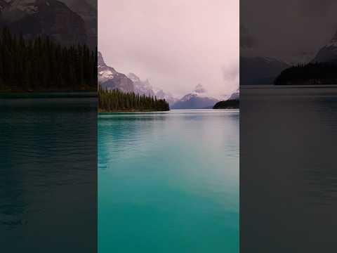 Maligne Lake in Jasper ๐|Alberta, Canada |Sara'sTales #malignelake #alberta #canada #beautiful