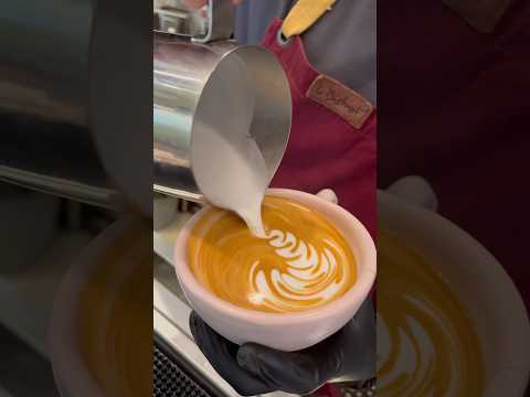 ¡Tenemos nuevo lugarcito cool en Guadalajara!???????? Leonela Café Bistró | Robles Gil 247, Guadalajara.