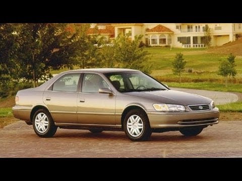 2000 Toyota Camry LE Start Up and Review 2.2 L 4-Cylinder
