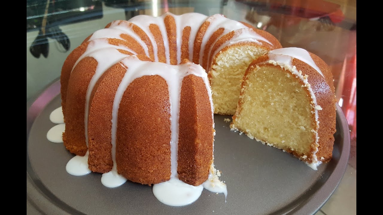 How to make a 7UP pound cake from scratch