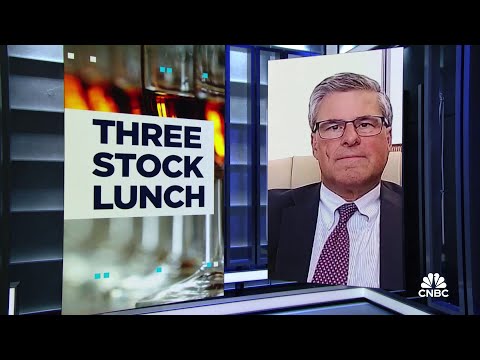 3-Stock Lunch: KB Home, Fluor and Utz Brands