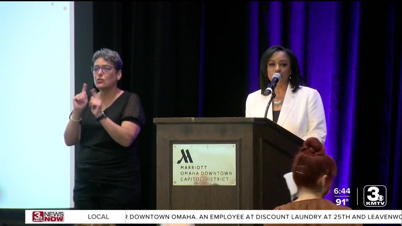Women's Center for Advancement honors Omaha area leaders at luncheon event