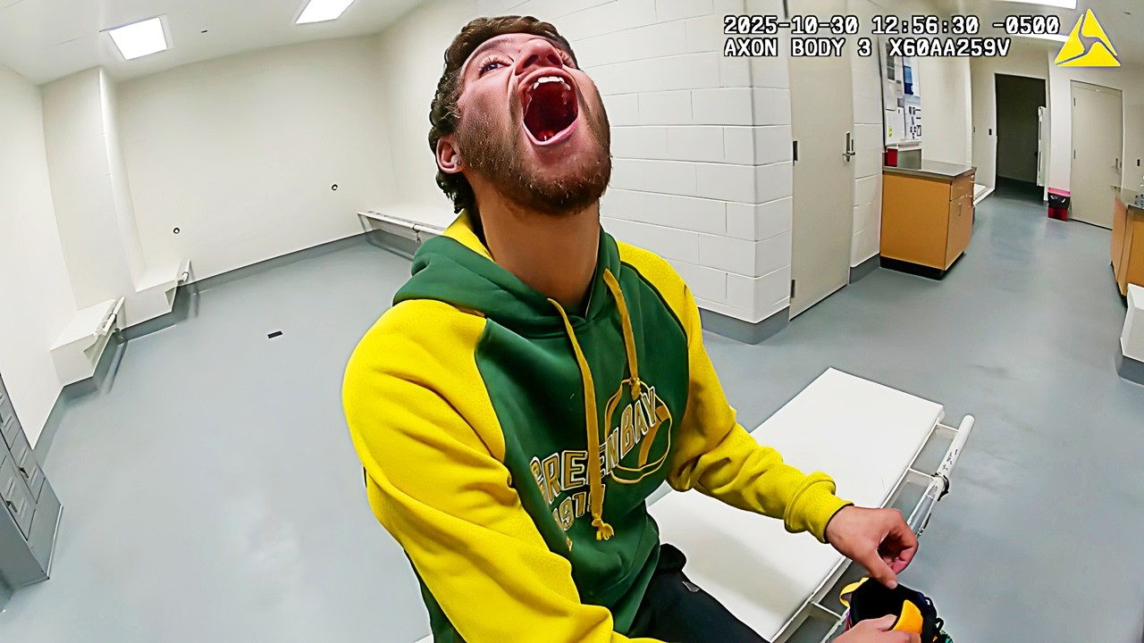 Drunk Teacher's First and Last Day at Elementary School