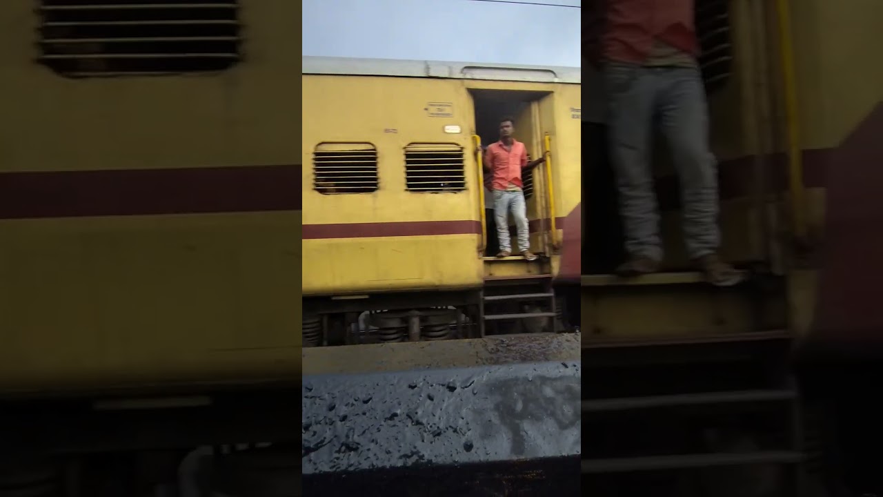 07221 Secunderabad - Santragachi Special Bi Weekly Express #indian railways