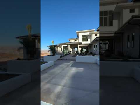 modern home exterior design ideas #luxury #mansiontour #exteriordesign
