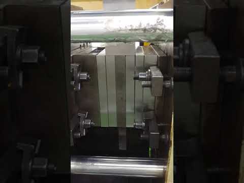 Threaded cap - Unscrewing Injection Mould