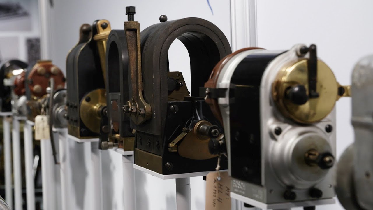 1887 | Starting point of success: The magneto ignition device