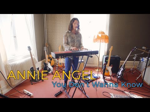 Annie Angel - You Don’t Wanna Know (Acoustic session by ILOVESWEDEN.NET)