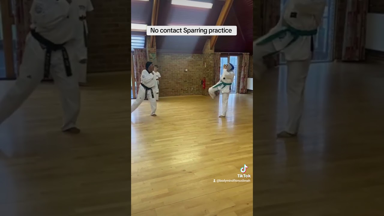 No Contact Sparring Practice | Female Tae Kwon Do | Fitness Motivation #Shorts