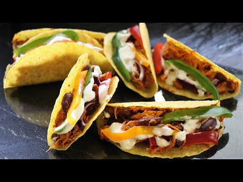 Chicken Tacos with Sour Cream | This recipe was a super hit at the party, so easy & delicious