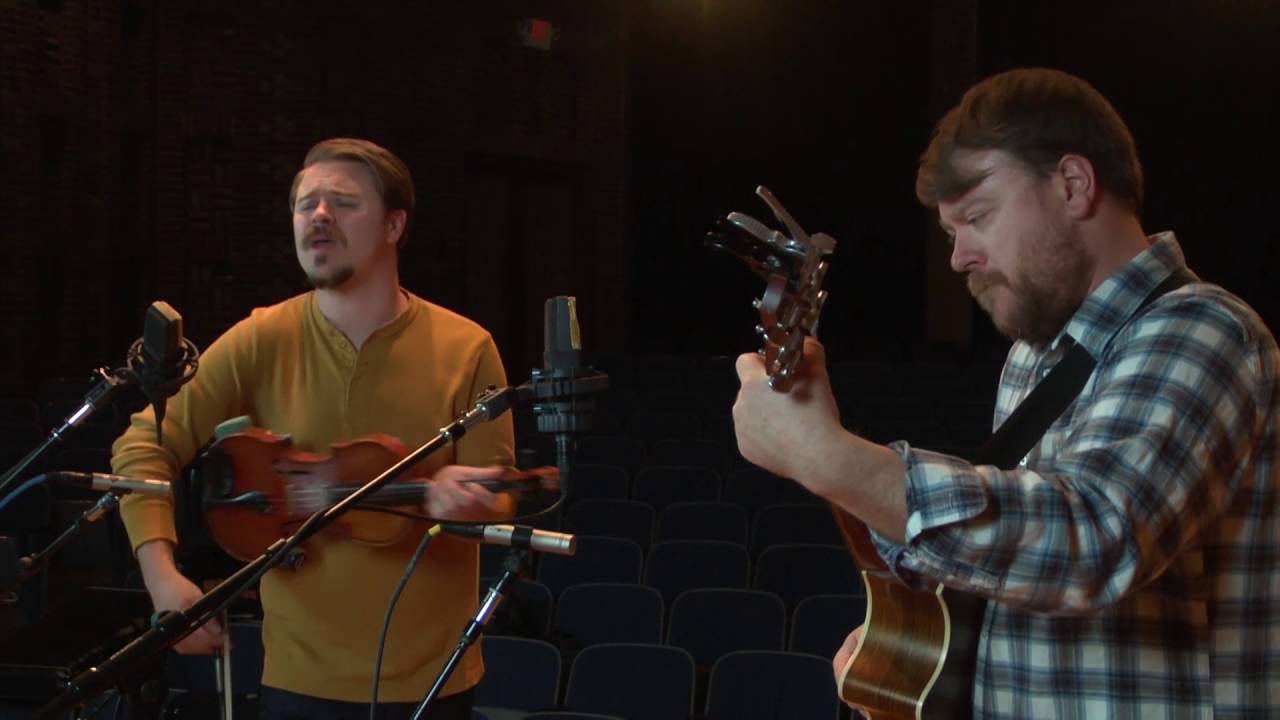 Hire Chris Shaw - Singing Guitarist in Columbus, OH | GigSalad