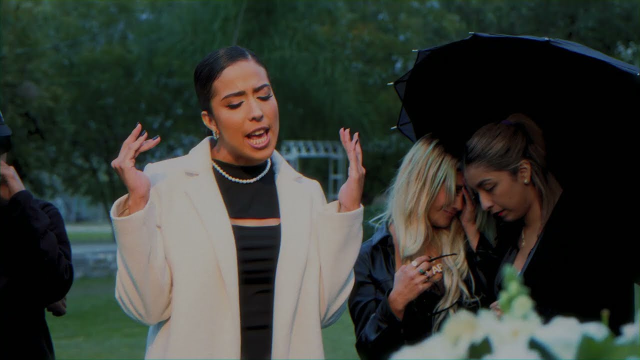 Barbarela, la rapera mexicana – MaremotoM