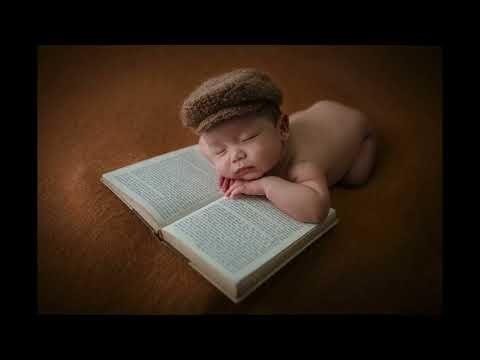 25 Strong & Masculine Baby Boy Names (With Origins, Meanings & Popularity) 💪