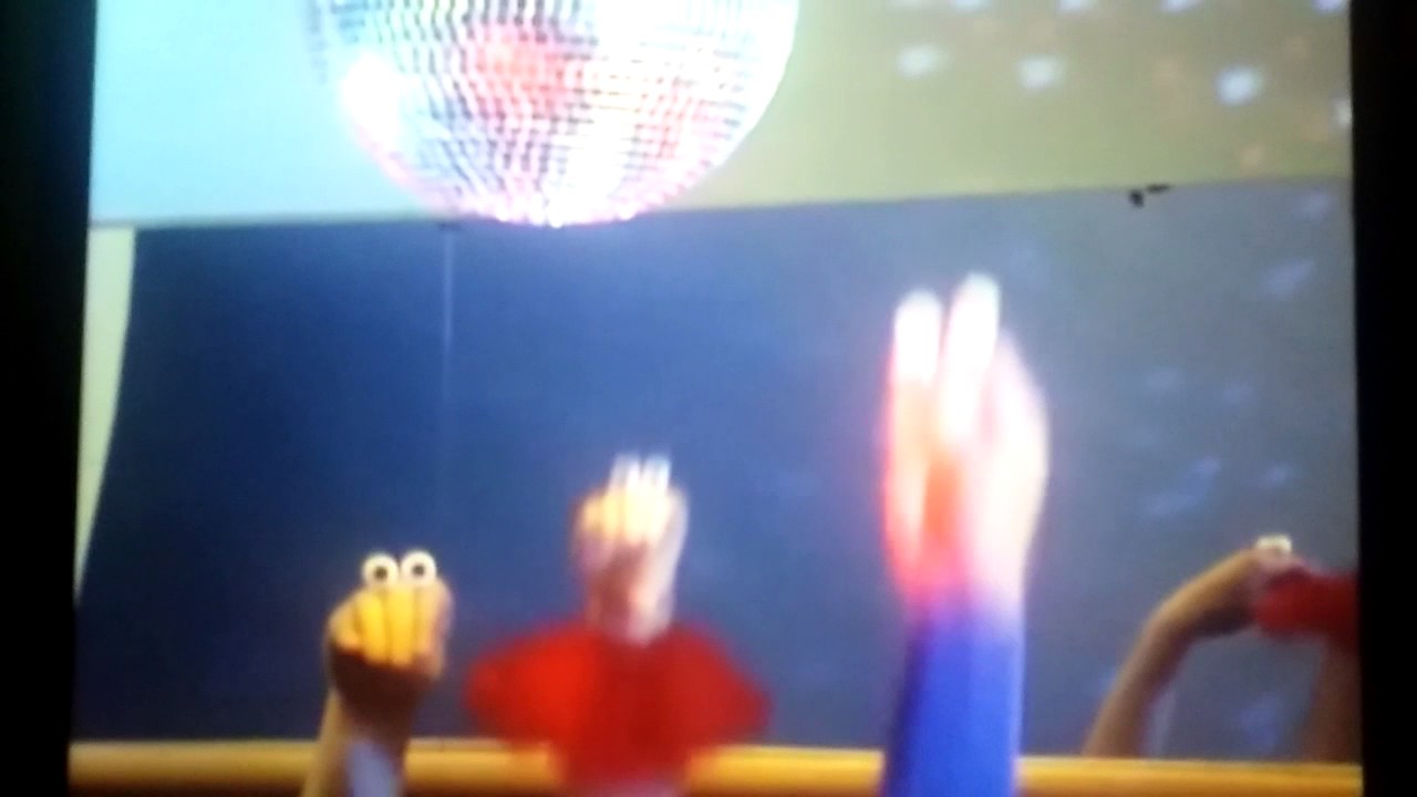 Oobi dance class