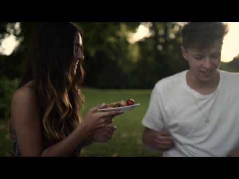 This $8 Disposable Grill Is Made of Cardboard