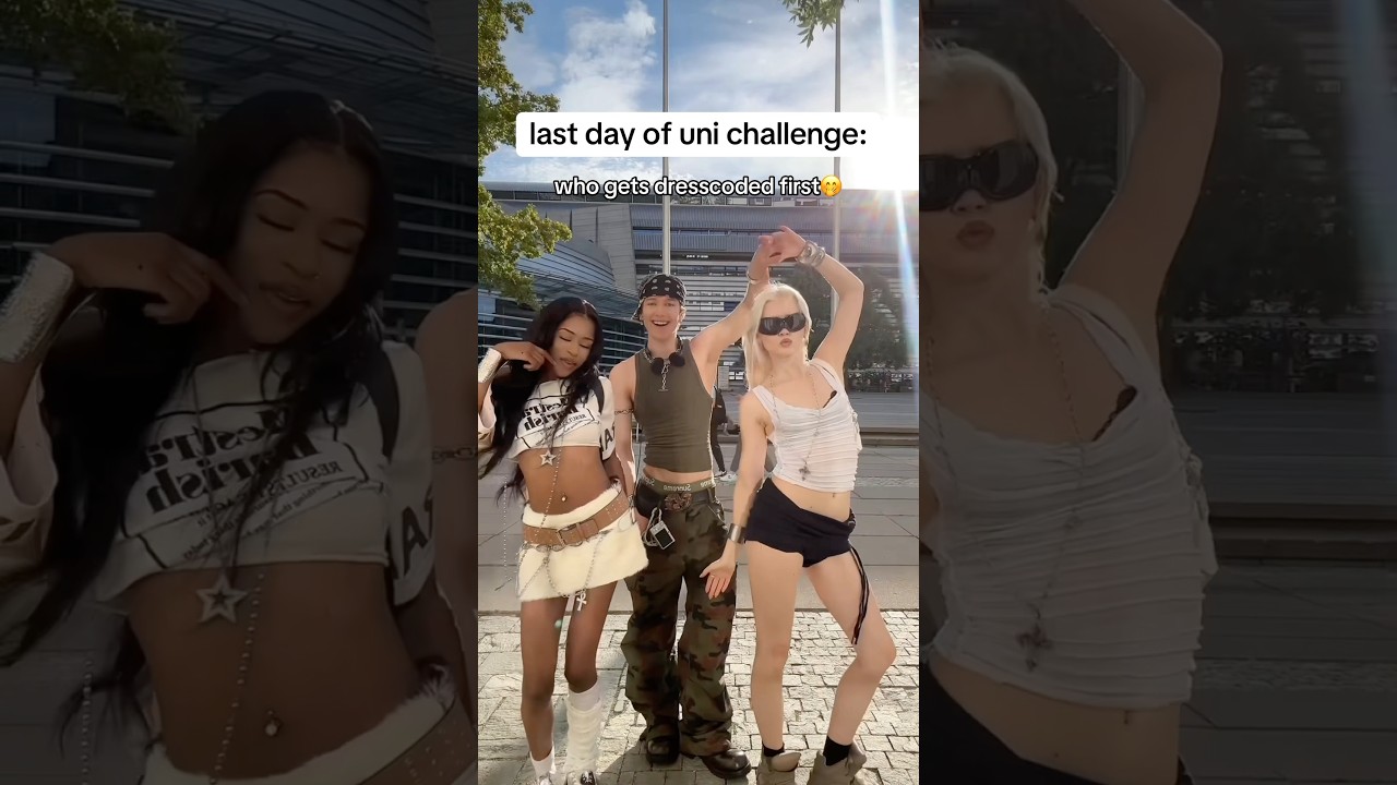 who will get dress coded first in our strict uni?? (unexpected haha) #fashion
