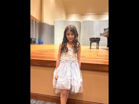 7-year-old Seraphina sings Once Upon a December from Anastasia.