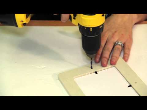 How to Make a Picture Frame Stand Using a Wood Dowel : Picture Frame Crafts