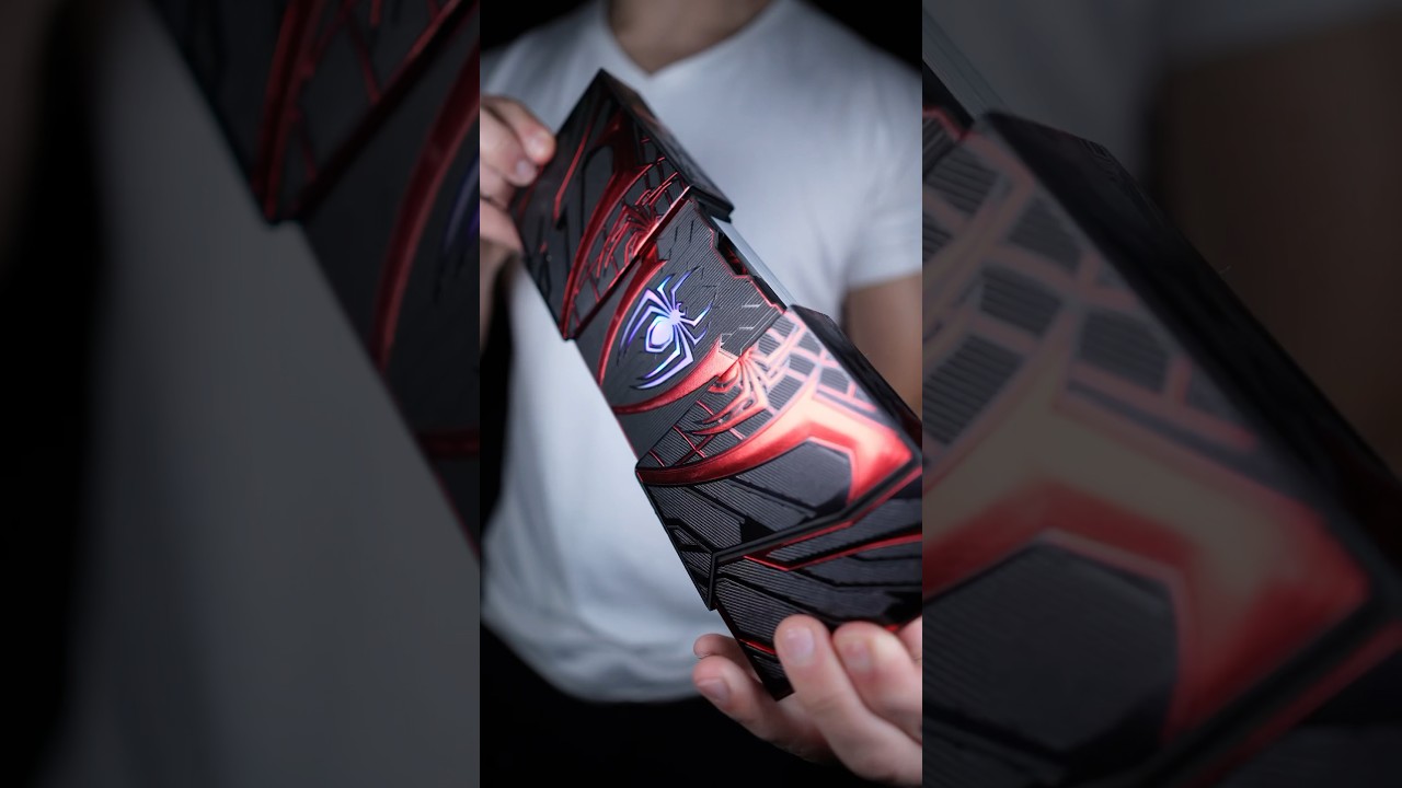 Oddly satisfying sounds of card shuffling😮‍💨 #shorts #asmr #satisfying #cardshuffle