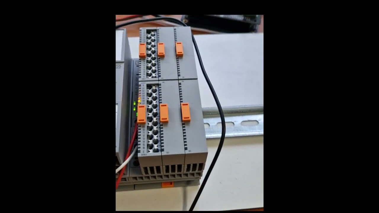 Integrating Phoenix Contact Axioline F with our CNC7xx controllers.