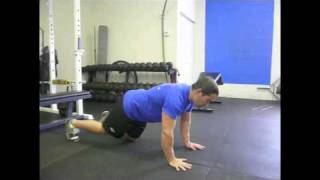 Flexão de braço fechada com recuo | Catálogo de Exercícios | Movimente.me