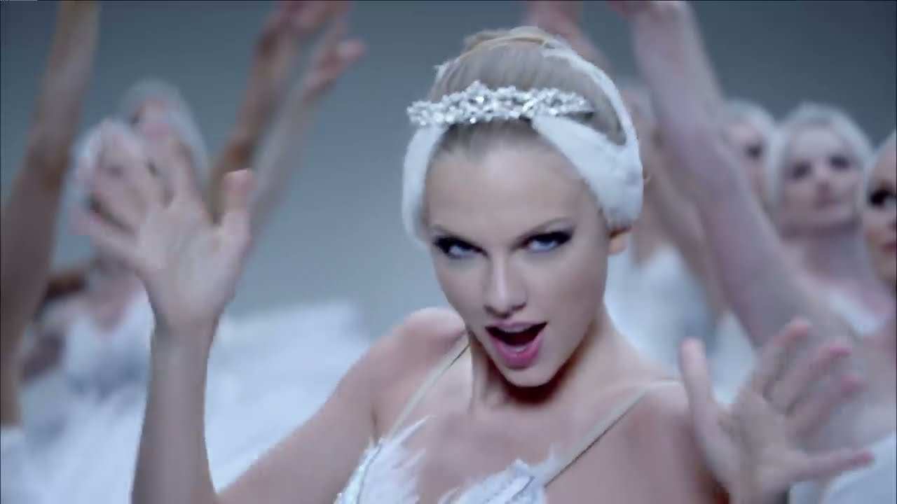 Taylor Swift - Shake It Off Lyrics And Videos