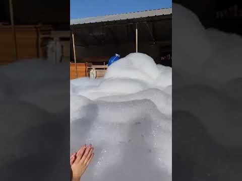 The Super E Foam machine is lightweight and easy to use!