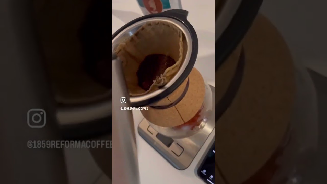 The Math & Science of Coffee Pouring