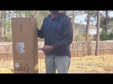 Unboxing Bareroot Fruit Trees / Food Forest / Raintree Nursery
