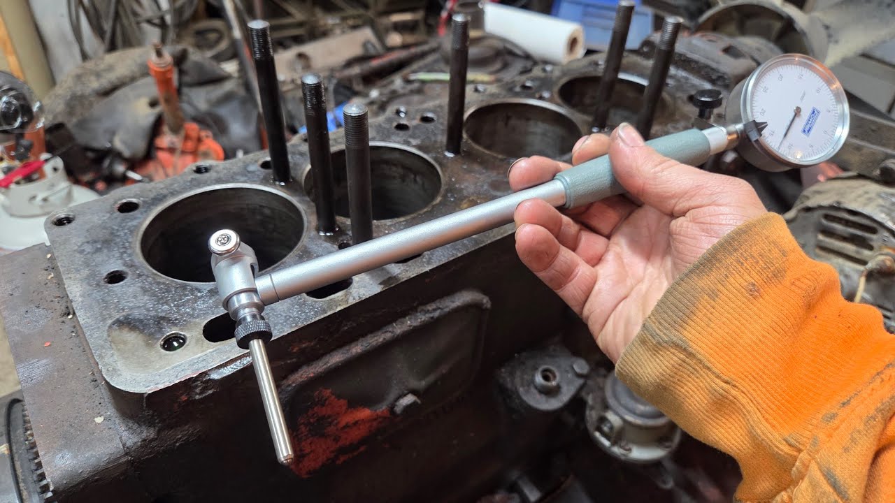 David Brown 1200 Engine Inspection 