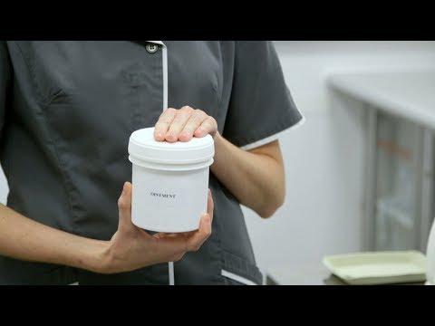 How to use emollients