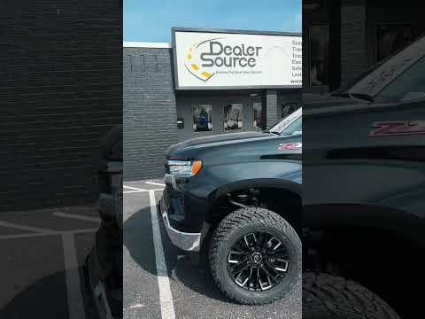 2024 Chevy Silverado- Rough Country 3.5’ Lift, 20 x 9 Fuel Gripper D849 ,33x12.50r20 Fuel Mud Tires