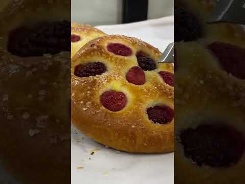Berries & Cream Brioche❤️Paris Baguette in Virginia🇺🇸 #shorts