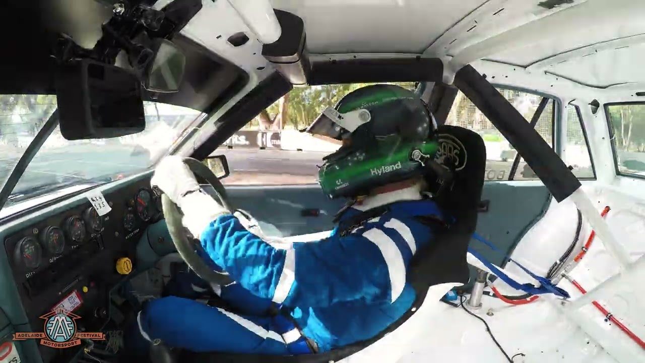 Valtteri Bottas Holden Commodore VK Onboard