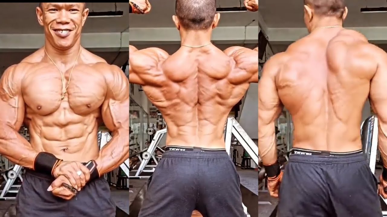 Indonesian bodybuilder showing off his back muscles.